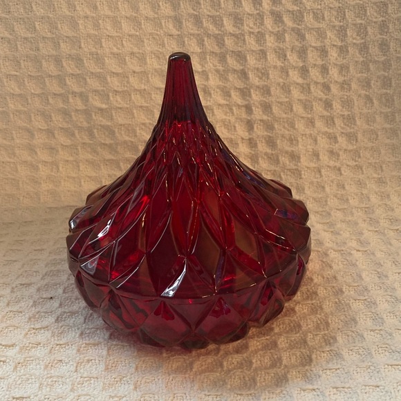 Godinger/Hershey | Accents | Godinger Hershey Shannon Crystal Red Ruby ...